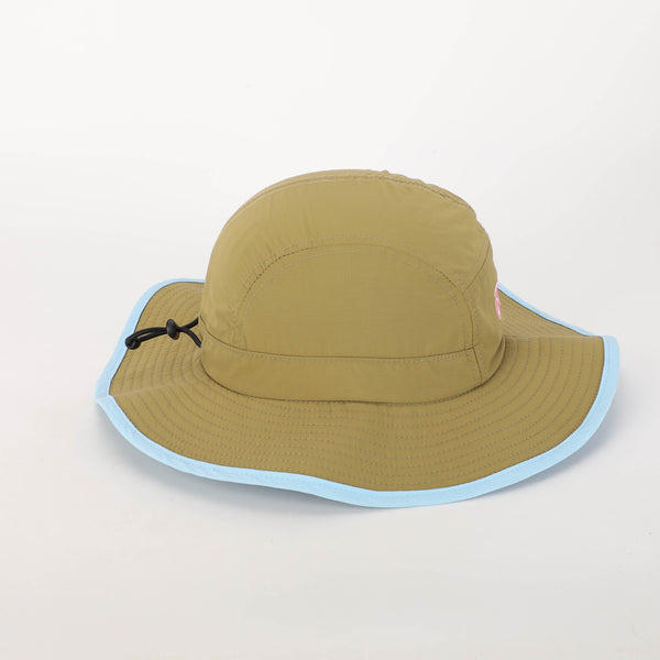 The Middle Child – Beeji